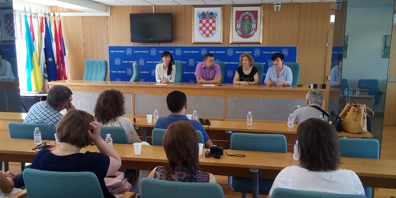 Projekt Erasmus + - PRESS 032